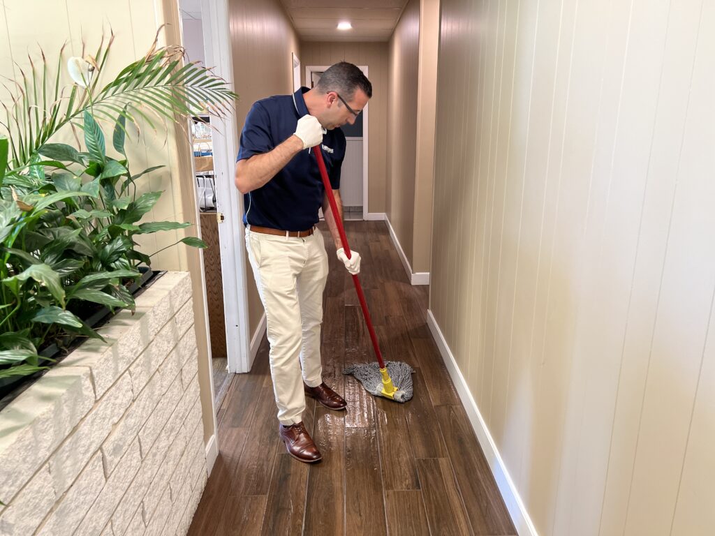 How to Mop: Tips from the Pros